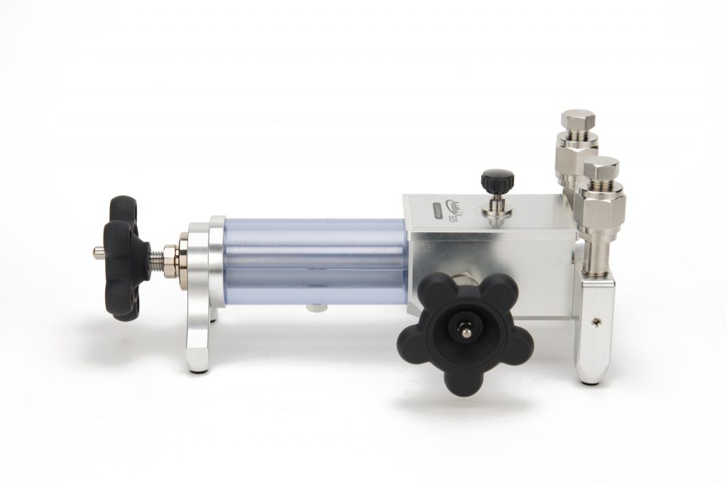 Additel 925 Handheld Hydraulic Pressure Test Pump - Deltakon Sales